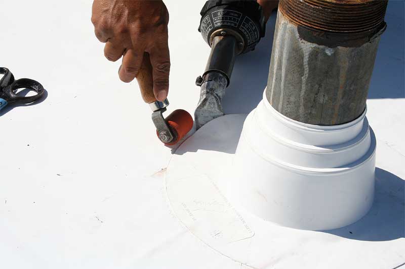 יריעות PVC מול יריעות ביטומניות - מהו פתרון האיטום האידיאלי עבור הגג ...